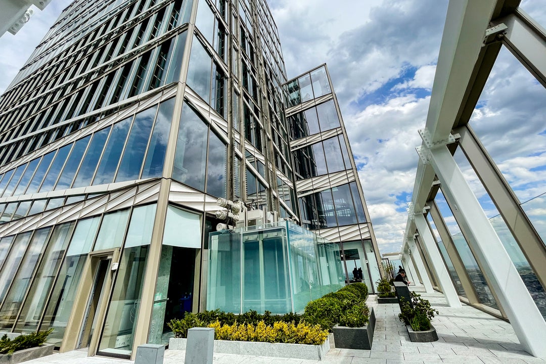 New York City's thrilling observation deck — Summit One Vanderbilt ...