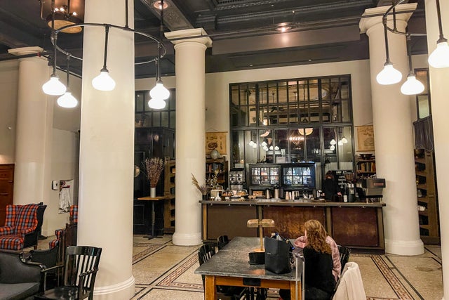 Hipster's paradise: A review of the recently reopened Ace Hotel New ...