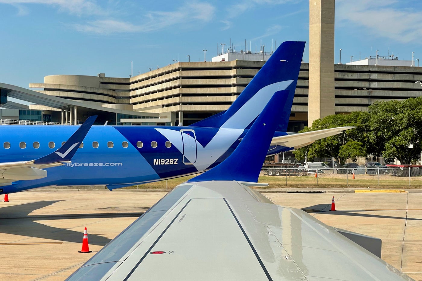 First look and where to sit when flying Breeze Airways’ Embraer 195