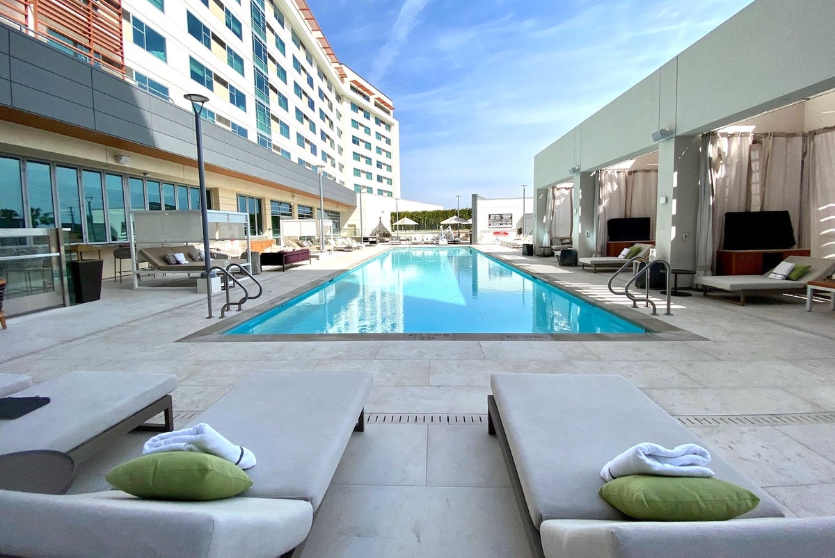 An ideal rooftop for Disneyland's fireworks, but housekeeping was ...