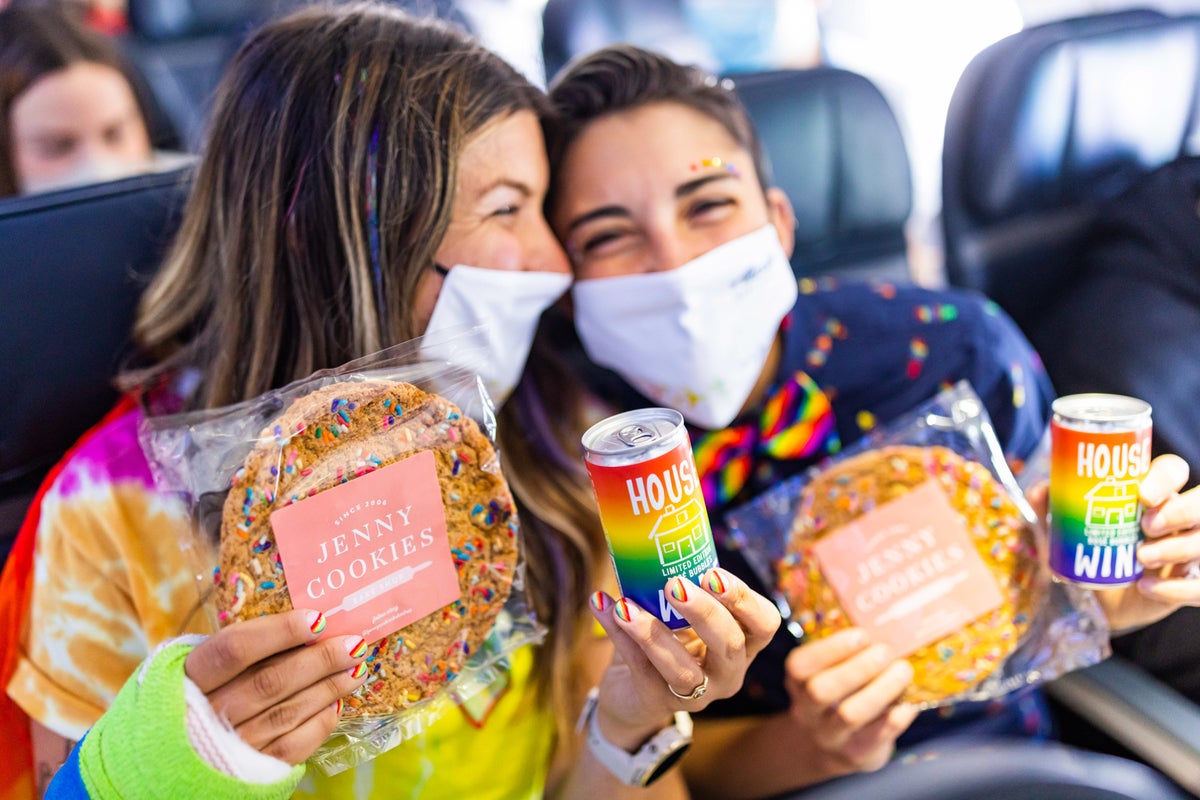 Alaska Airlines shows its Pride with LGBTQIA+ livery - The Points Guy