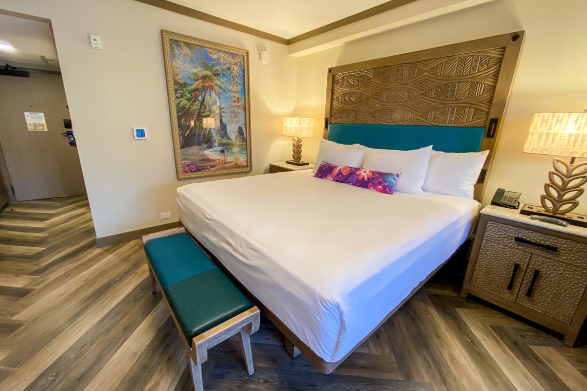 Sneak peek inside yet-to-reopen Disney Polynesian rooms with all-new ...