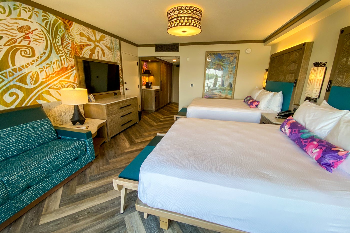 Sneak peek inside yet-to-reopen Disney Polynesian rooms with all-new ...