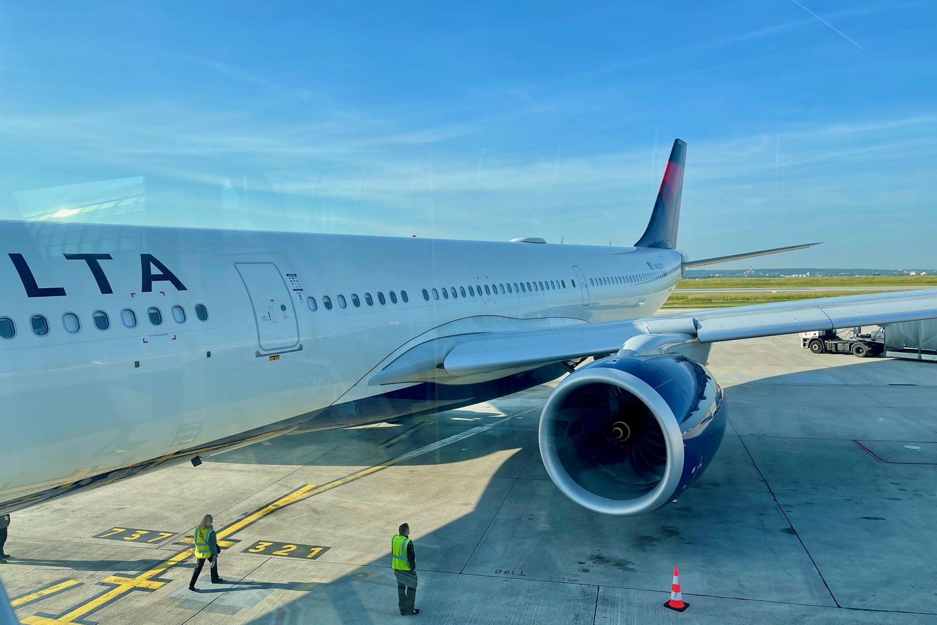 How I'm earning Delta Platinum status in half the time - The Points Guy