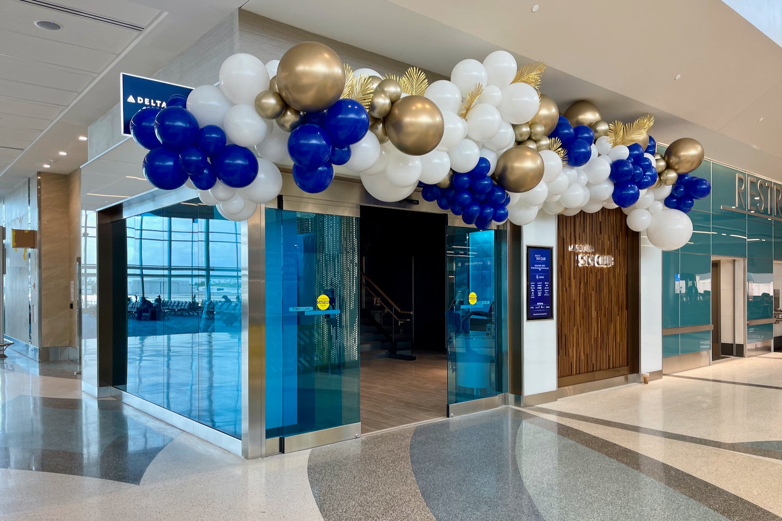 First look: Delta's brand-new Sky Club in Fort Lauderdale - The Points Guy
