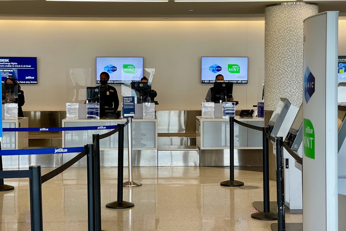 Review: JetBlue's brand-new Mint business-class suite - The Points Guy