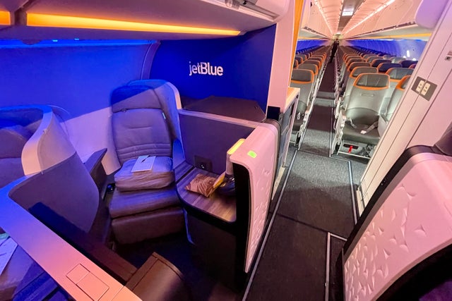 Review: JetBlue's brand-new Mint business-class suite - The Points Guy