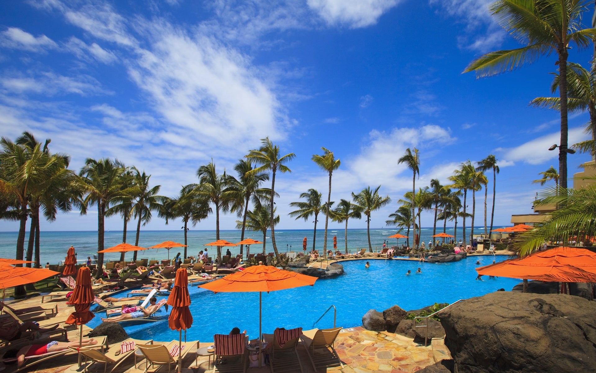 Booking a family vacation for four to Oahu and Maui with points - The ...
