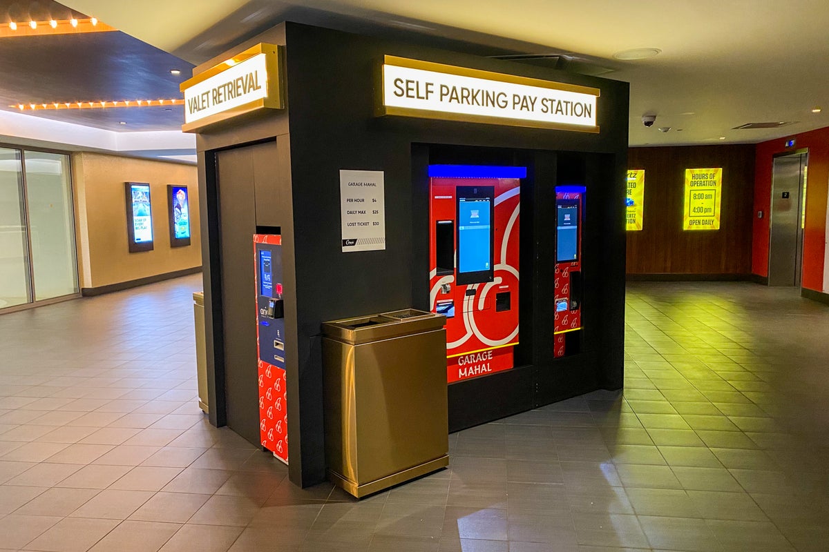 Review of the all-new Circa in downtown Las Vegas - The Points Guy