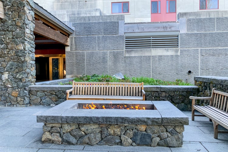 A skiers paradise and a fine stay at the Alyeska Resort in one of ...