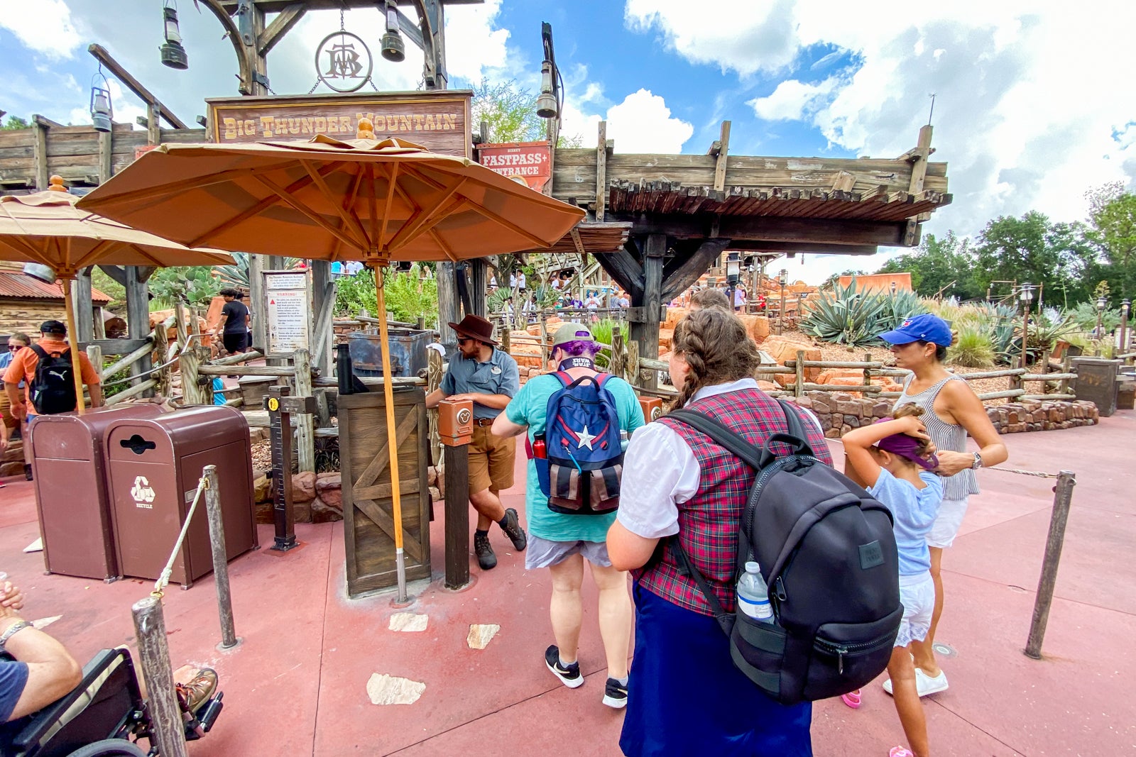 What it's really like on a Disney VIP tour - The Points Guy