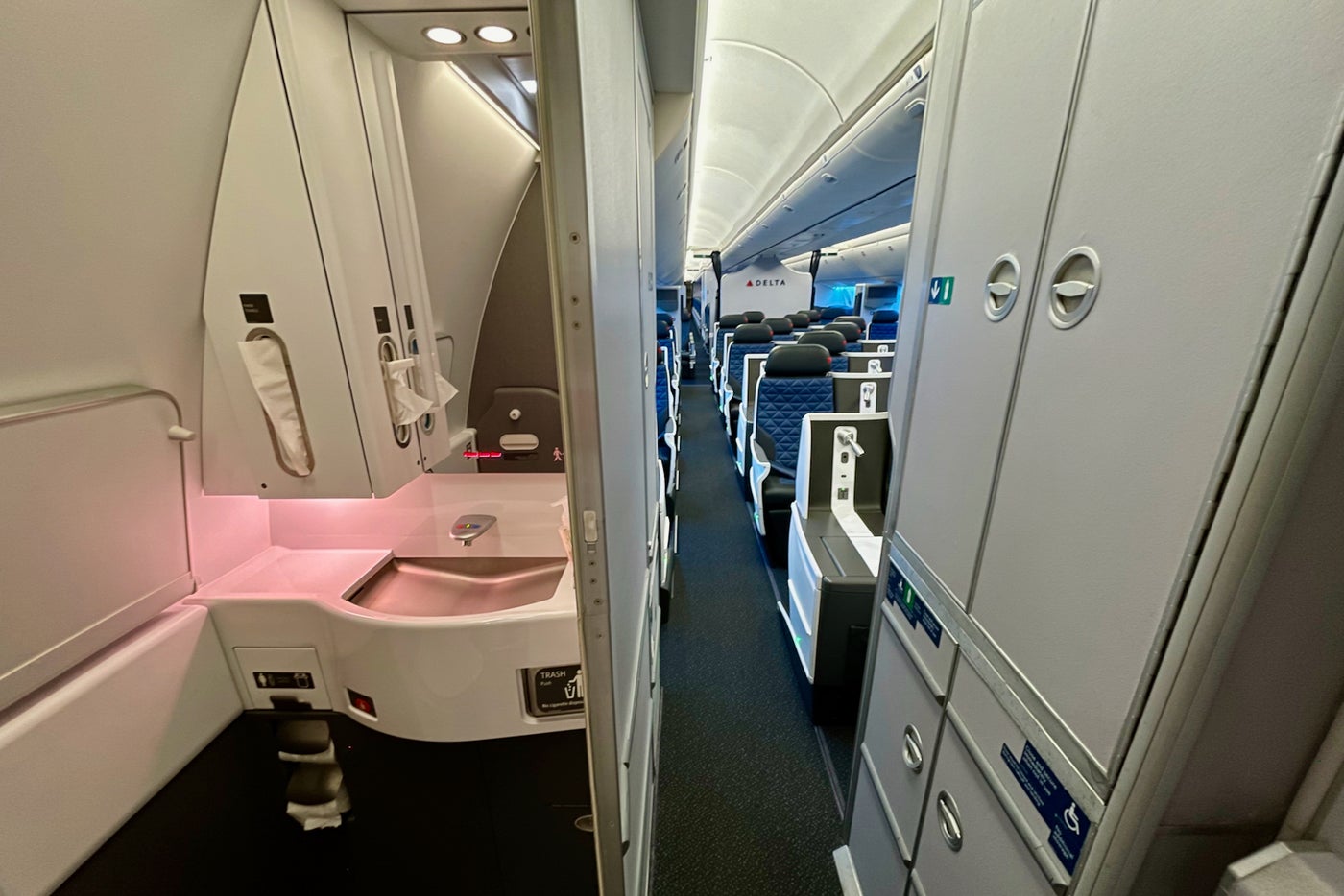 Onboard Delta's first retrofitted Boeing 767 with snazzy new cabins