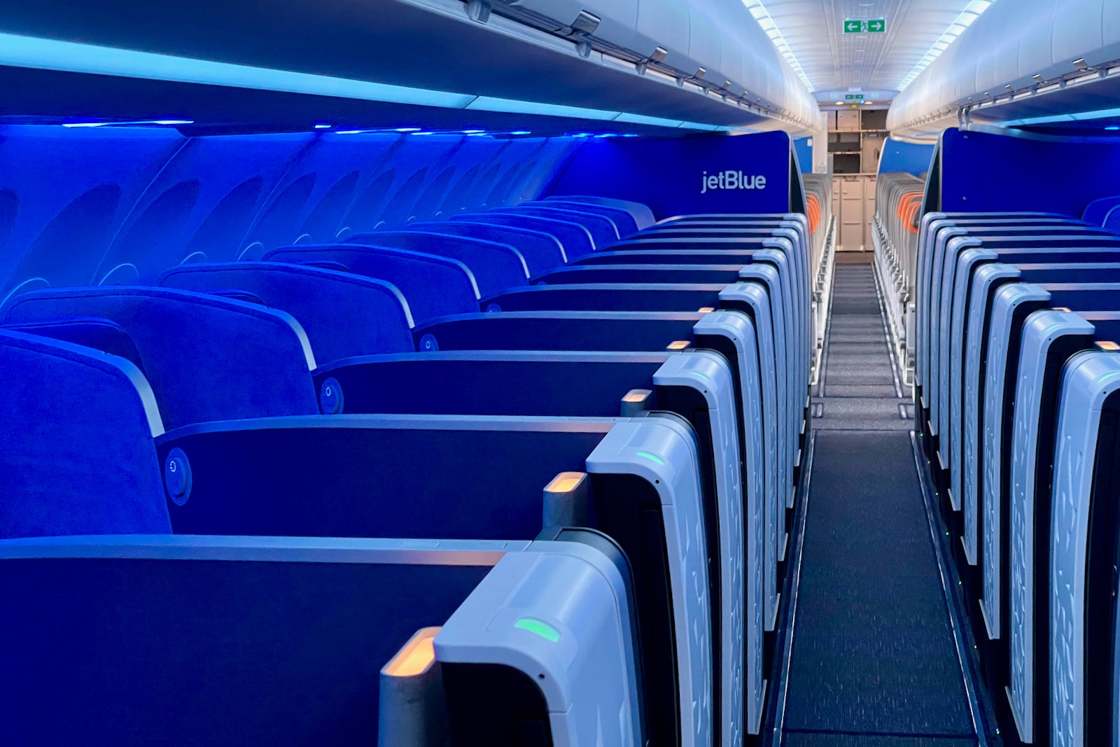 JetBlue brings new Mint suites to Boston amid fierce competition - The ...