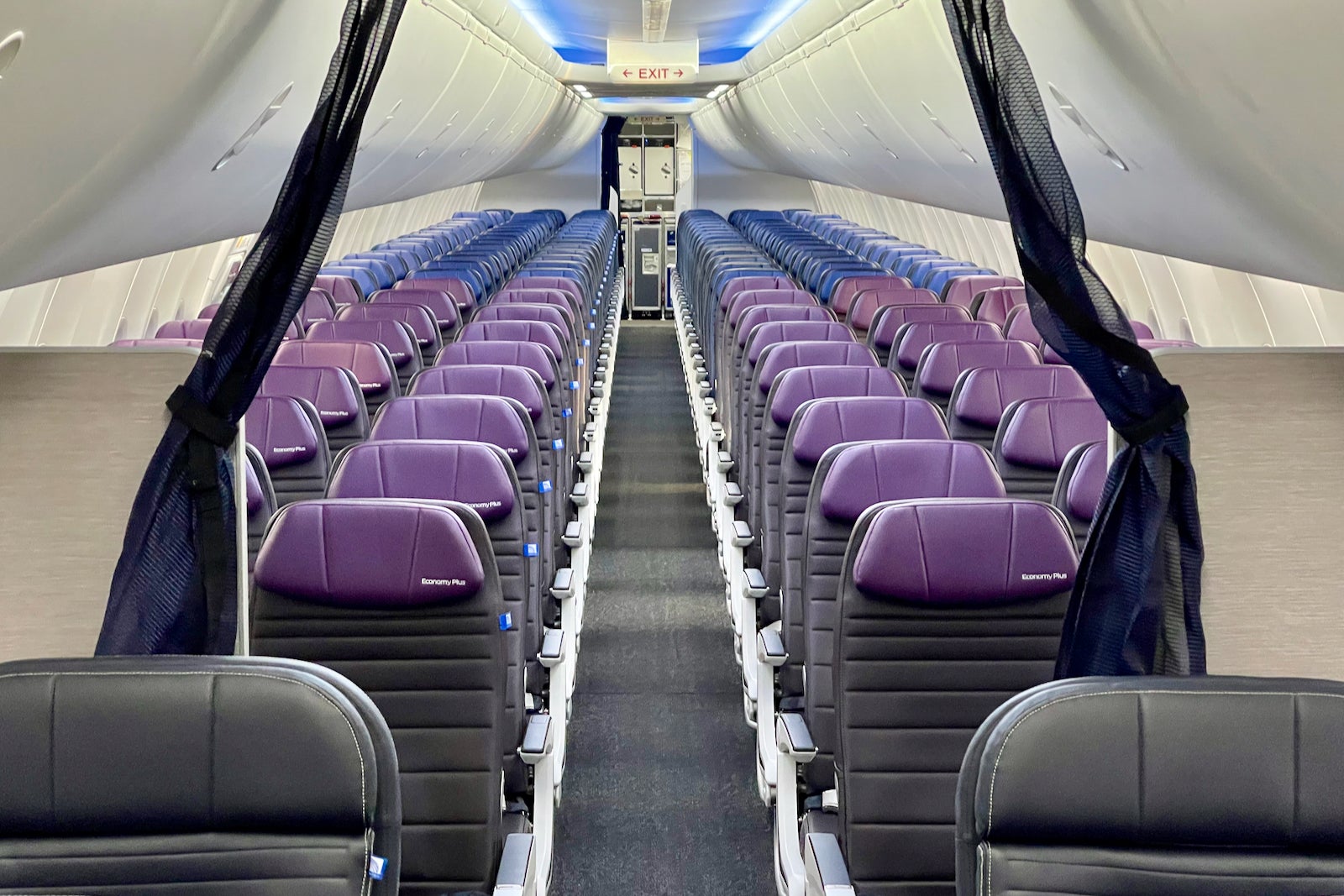 Putting United’s new interior to the test on the Boeing 737 MAX 8 - The ...