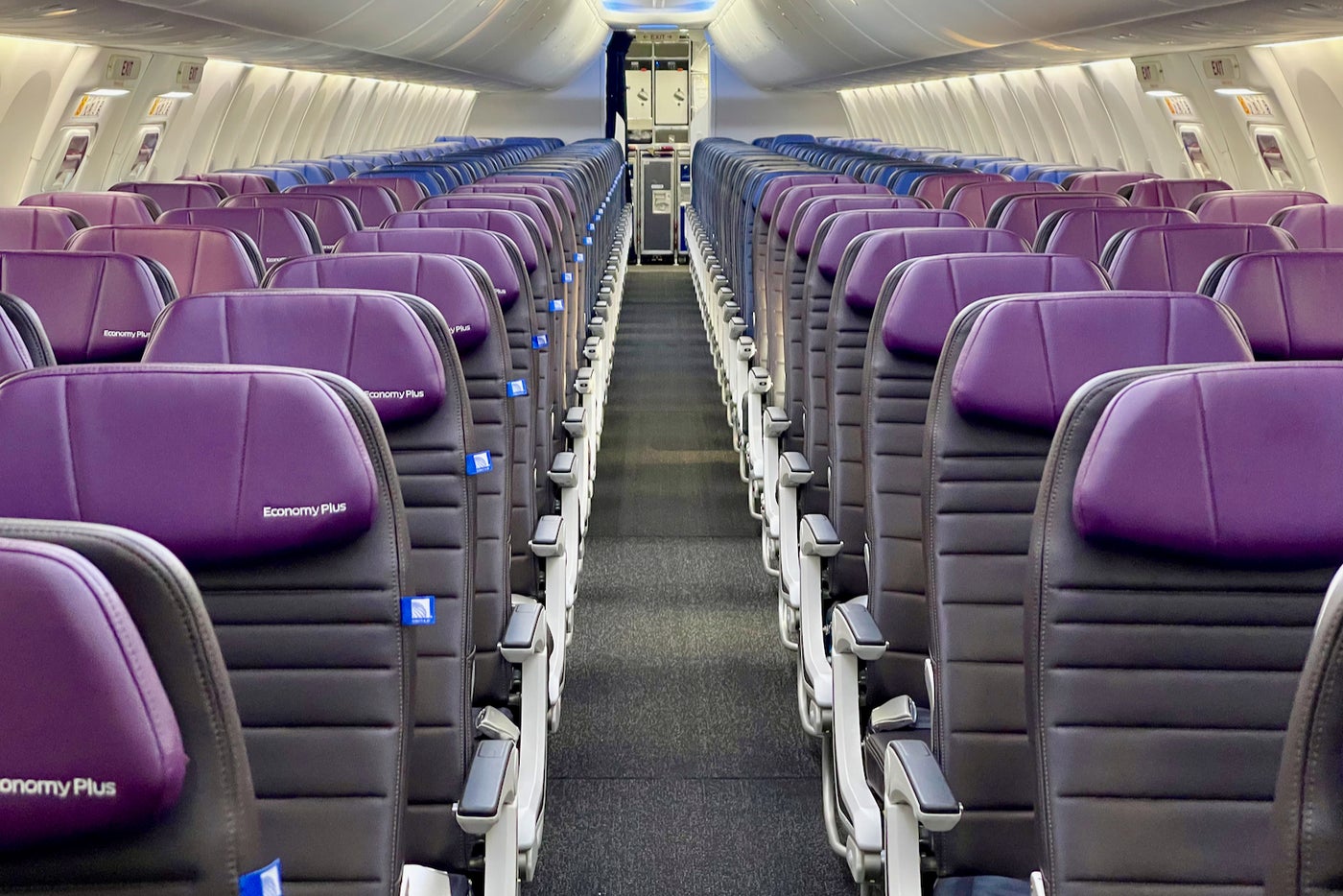 Where To Sit United s Boeing 737 MAX 8 With The New Signature Interior Where To Sit United s Boeing 737 MAX 8 With The New Signature Interior