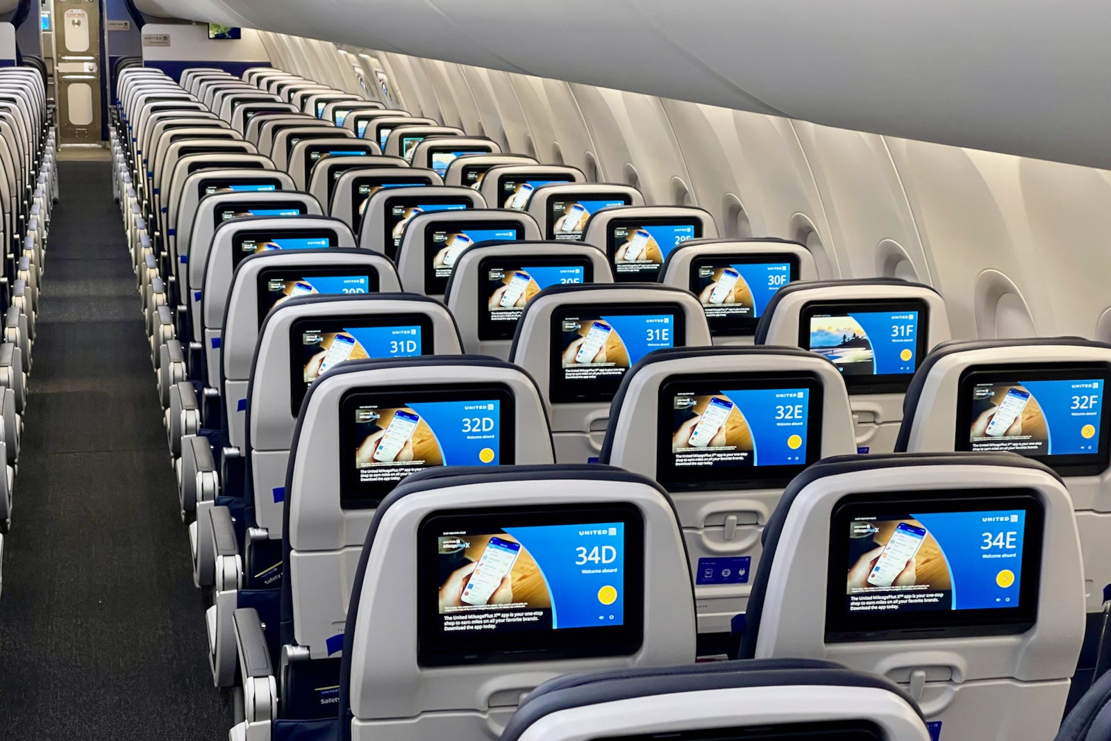 Putting United’s new interior to the test on the Boeing 737 MAX 8 - The ...