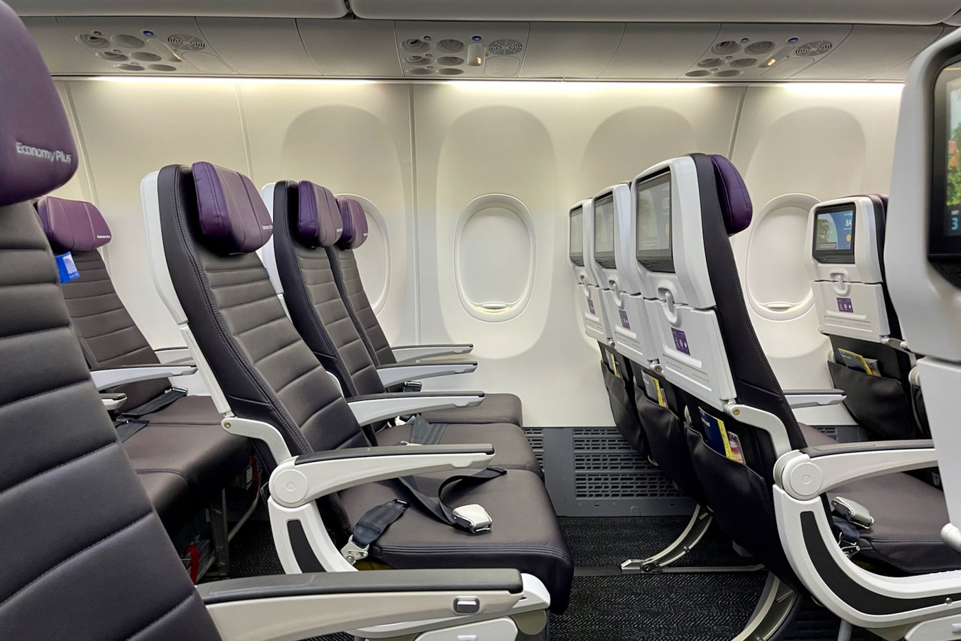 Where to sit: United’s Boeing 737 MAX 8 with the new signature interior