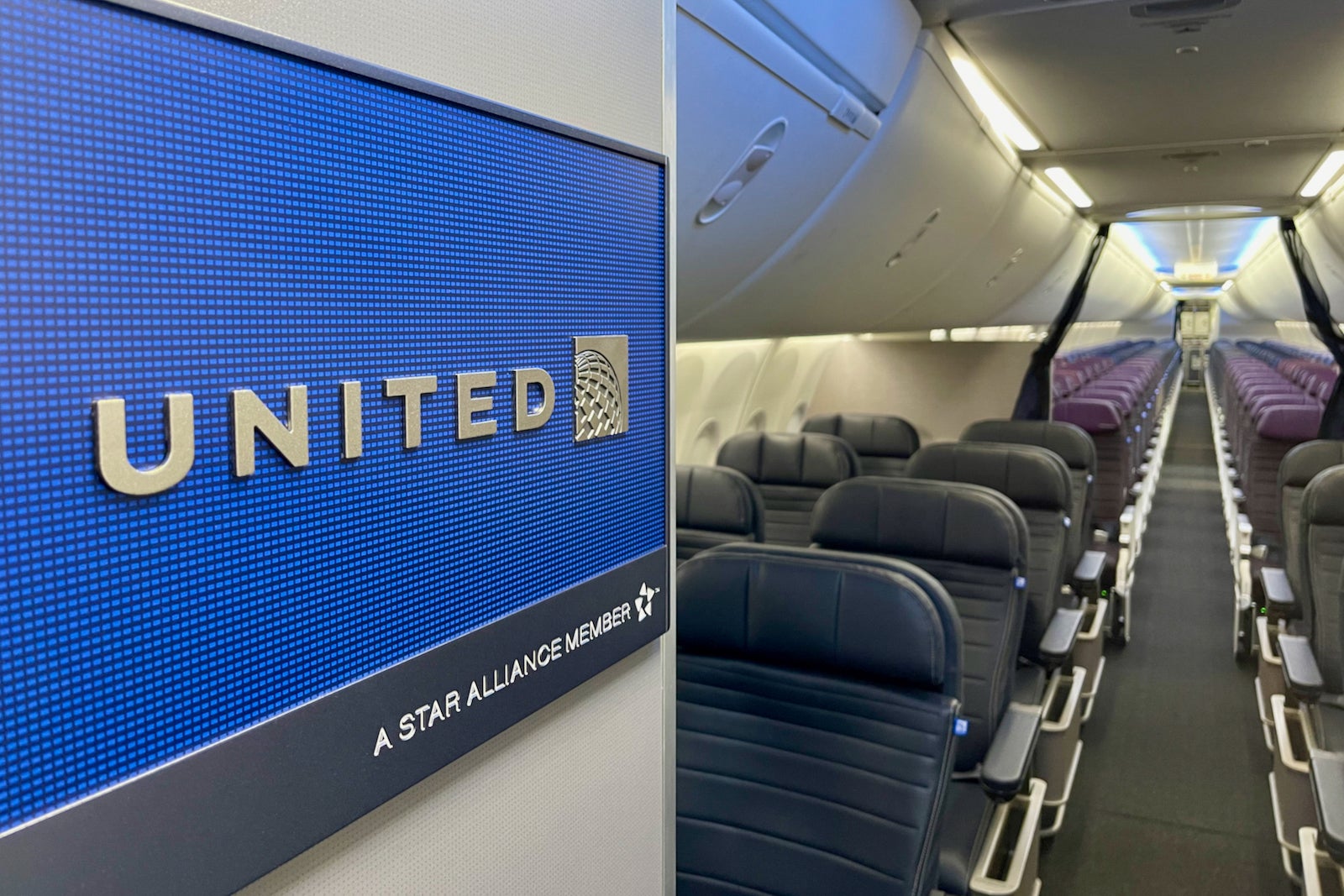 United details Airbus A321neo delivery schedule, route strategy - The ...