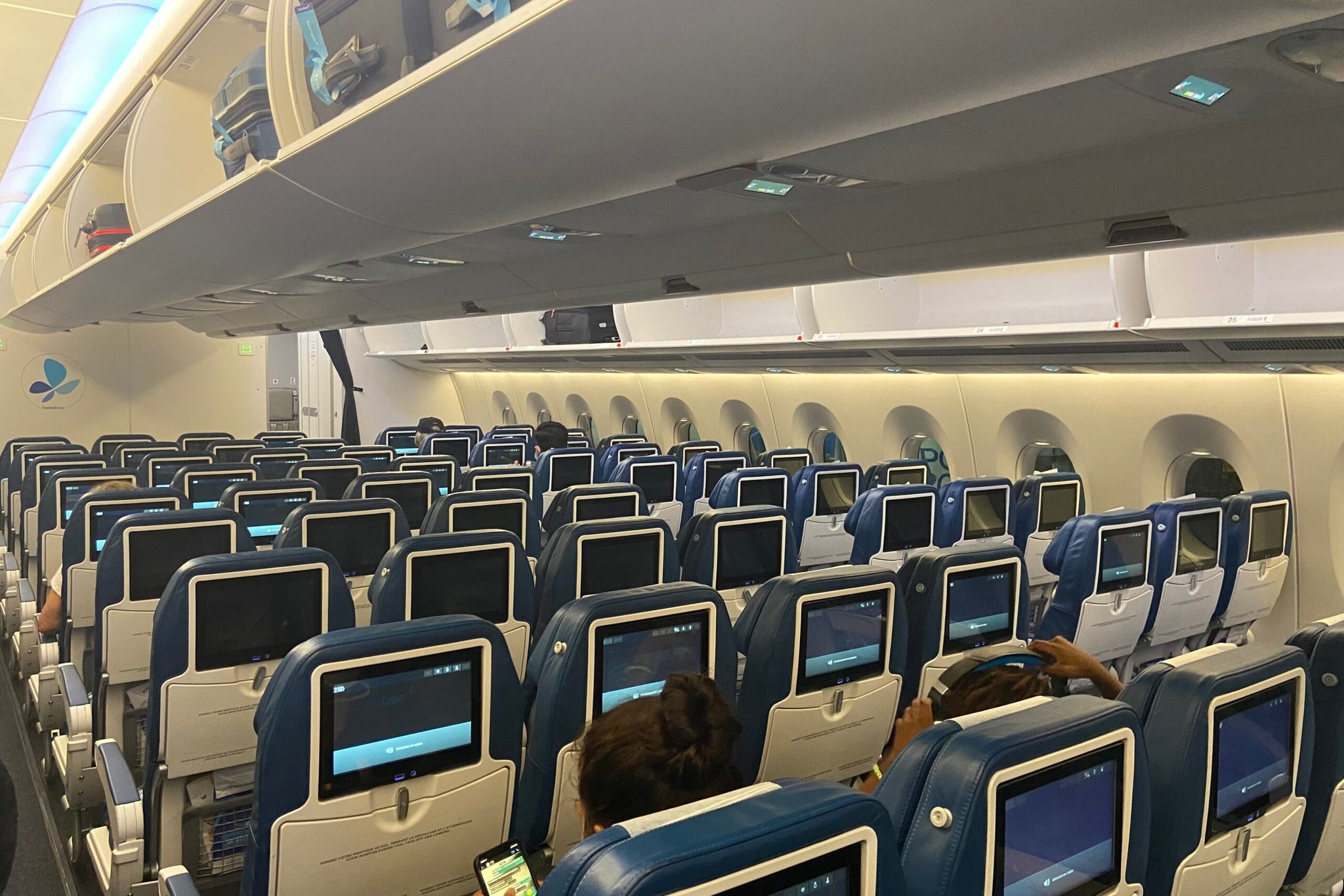 Now boarding: A review of French Bee's inaugural Newark-Paris flight ...