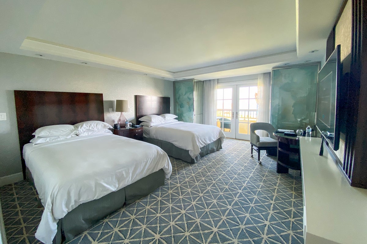 The Ritz-Carlton, Laguna Niguel: A stunning beachfront resort that ...