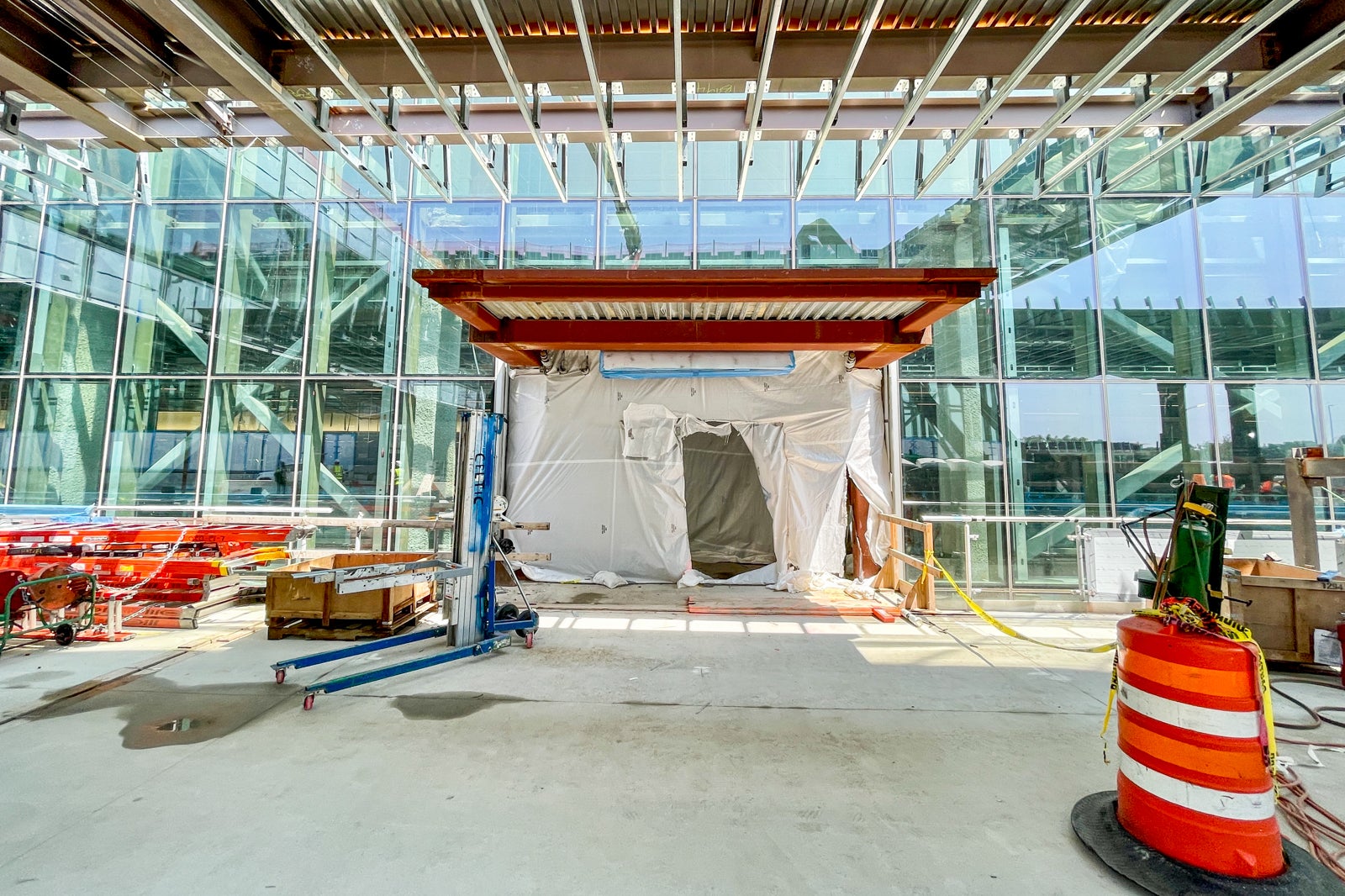 First look at Delta's new terminal at LaGuardia Airport opening in 2022 ...