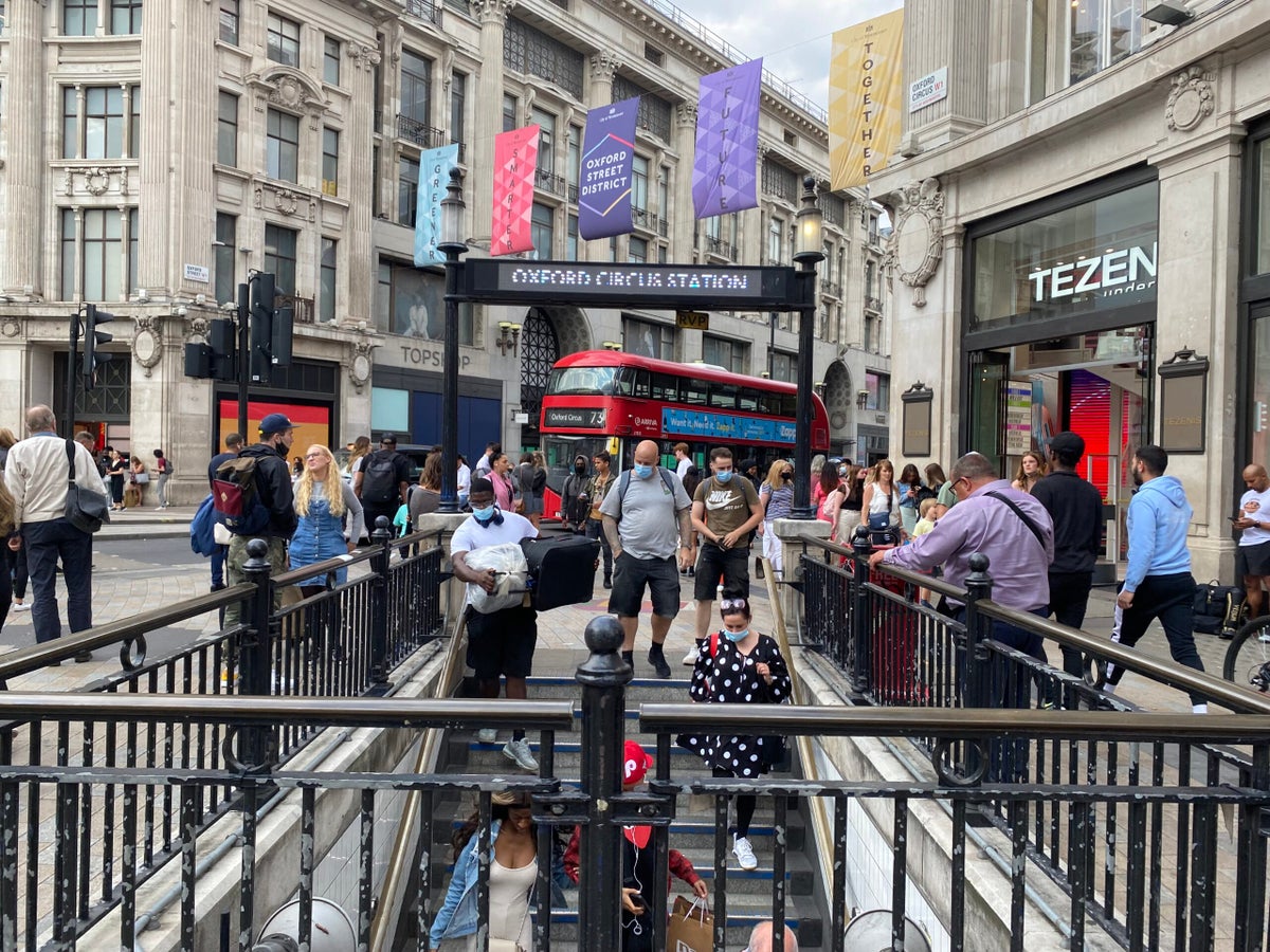 Here's what London is like right now - The Points Guy