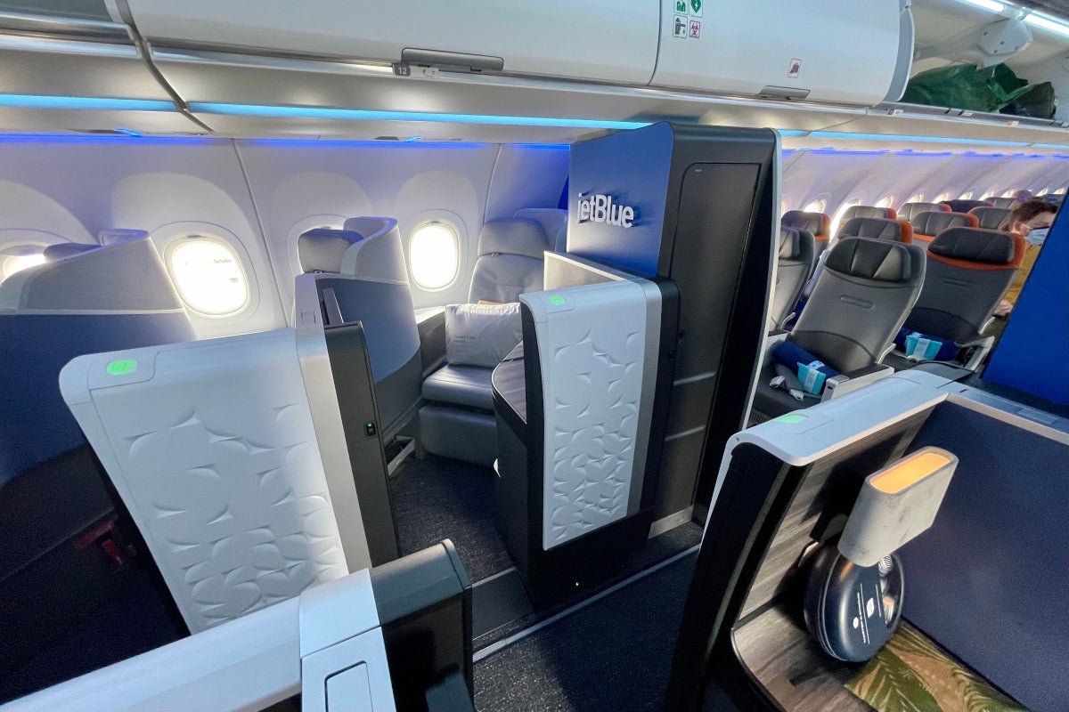 Newly minted: Reviewing JetBlue's brand new business class from London ...
