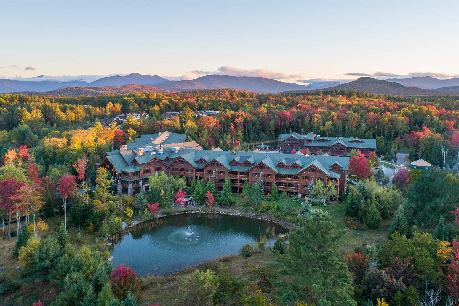 It's not too late to make Labor Day reservations at these US resorts ...