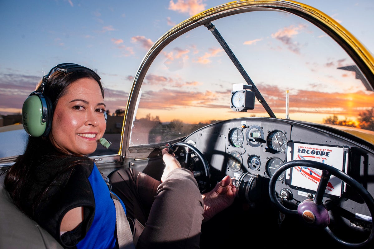 Armless pilot talks about inclusive globe trotting and her points and ...