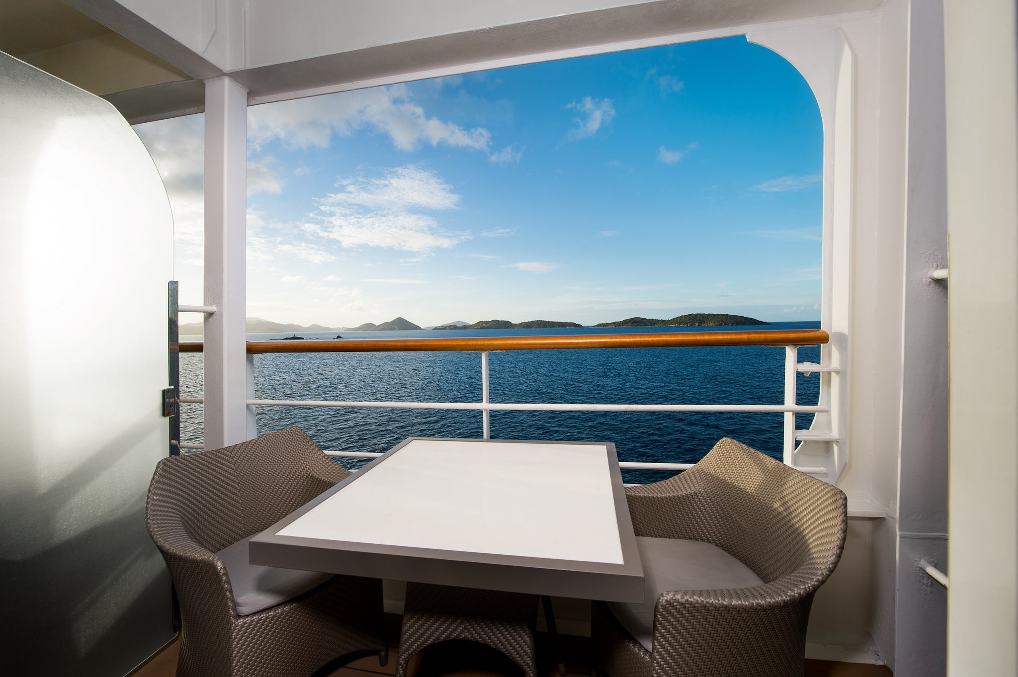 Everything you need to know about Azamara Cruises cabins and suites ...