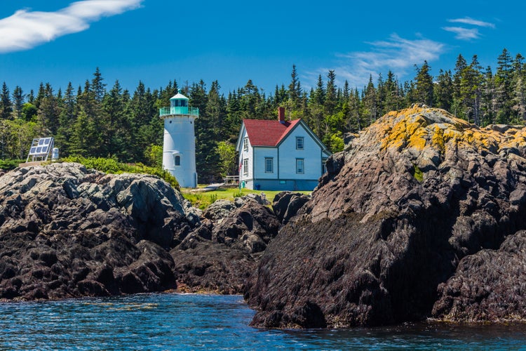 6 incredible lighthouses you can actually stay in - The Points Guy