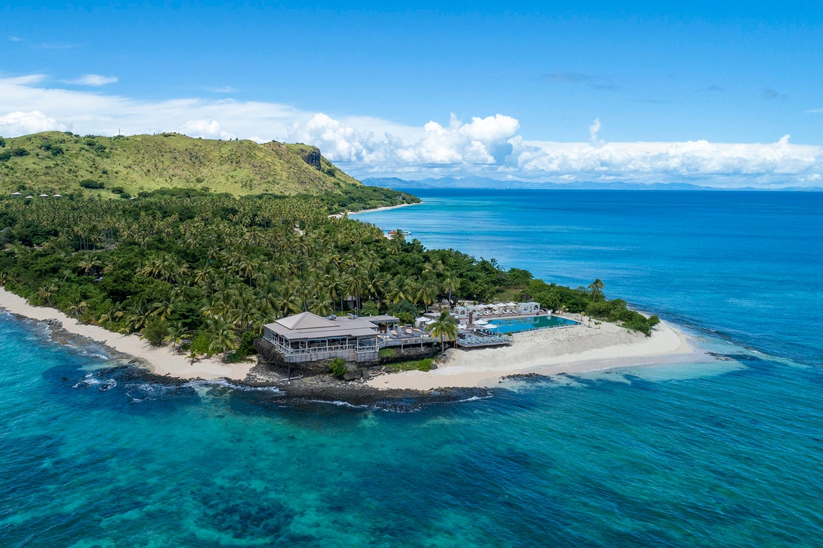 5 Fiji resorts for families where the kids clubs -- and even private ...