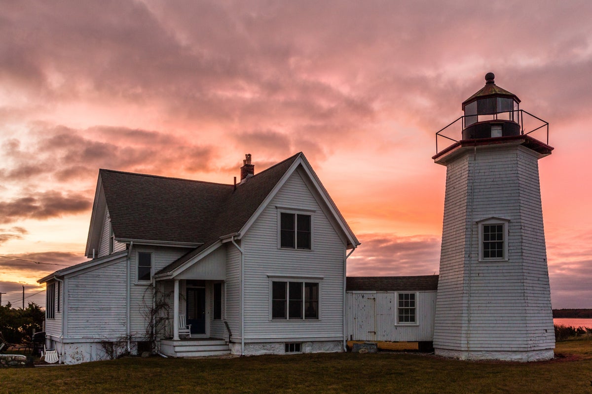 6 incredible lighthouses you can actually stay in - The Points Guy