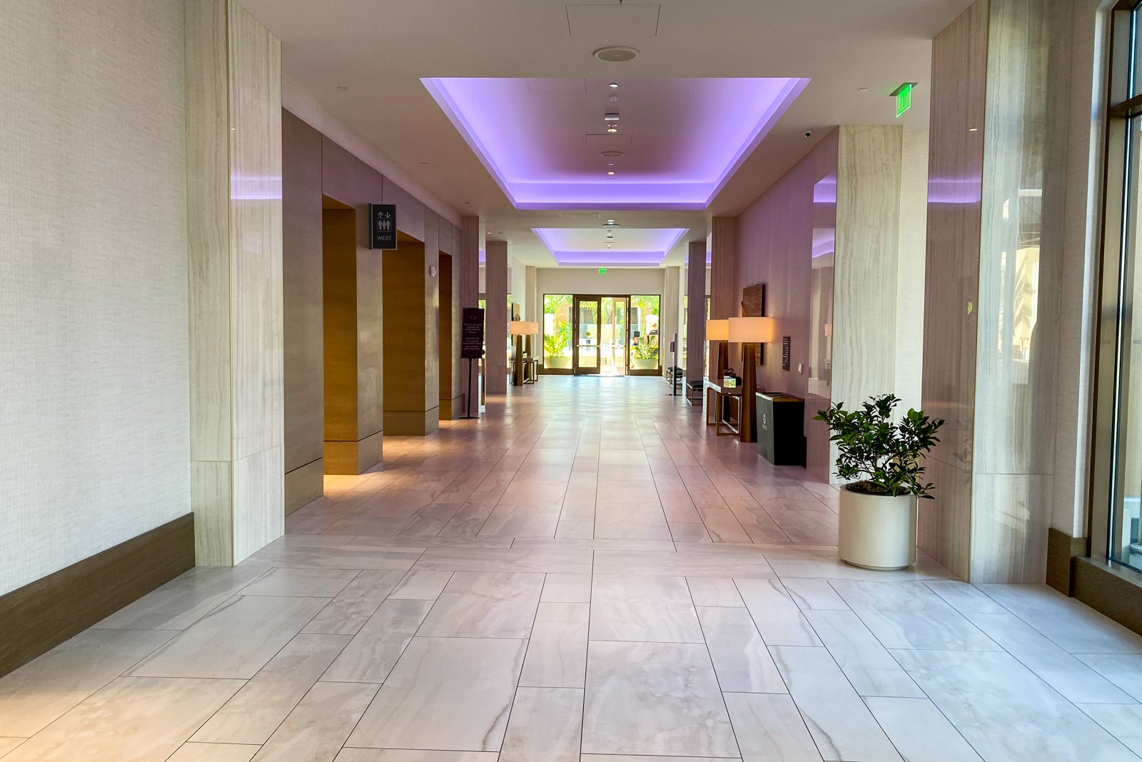 Luxury within walking distance to Disneyland: The new Westin Anaheim ...