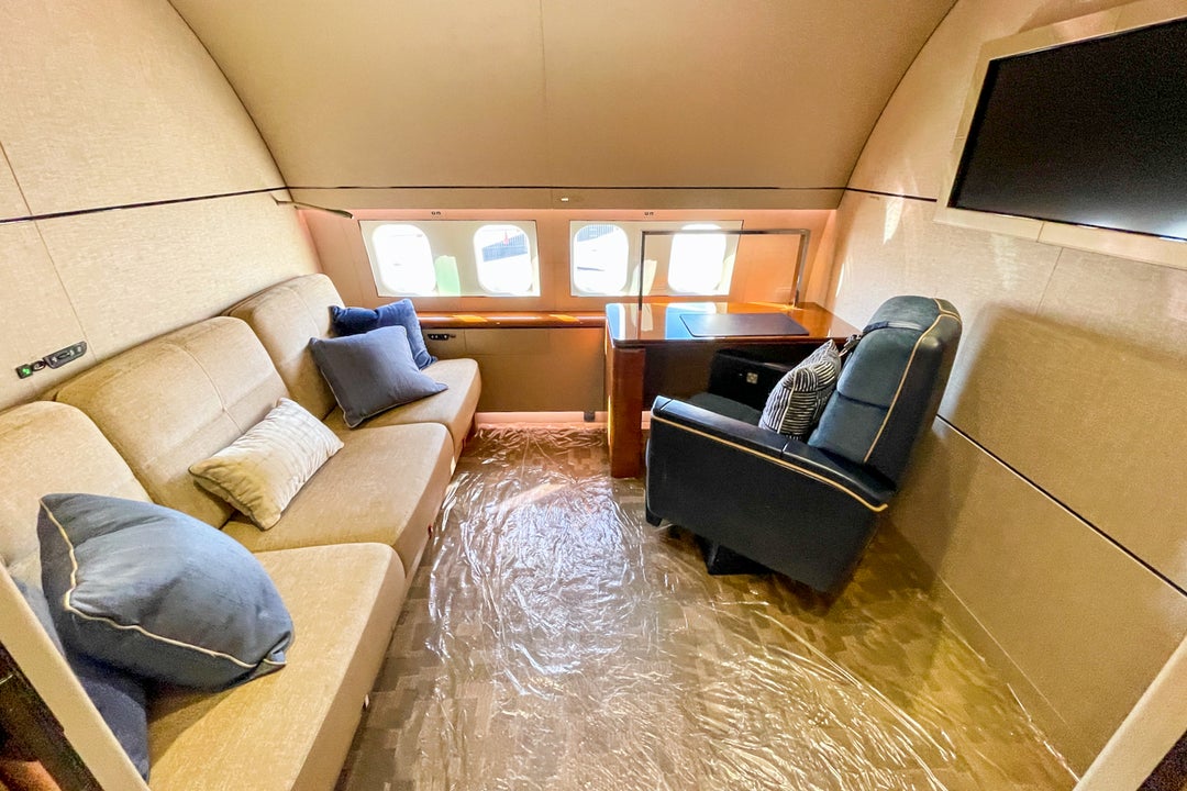 Not your average 737: This $80 million VIP jet has just 13 seats - The ...