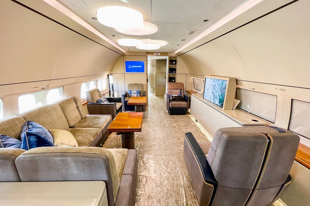 Not your average 737: This $80 million VIP jet has just 13 seats - The ...
