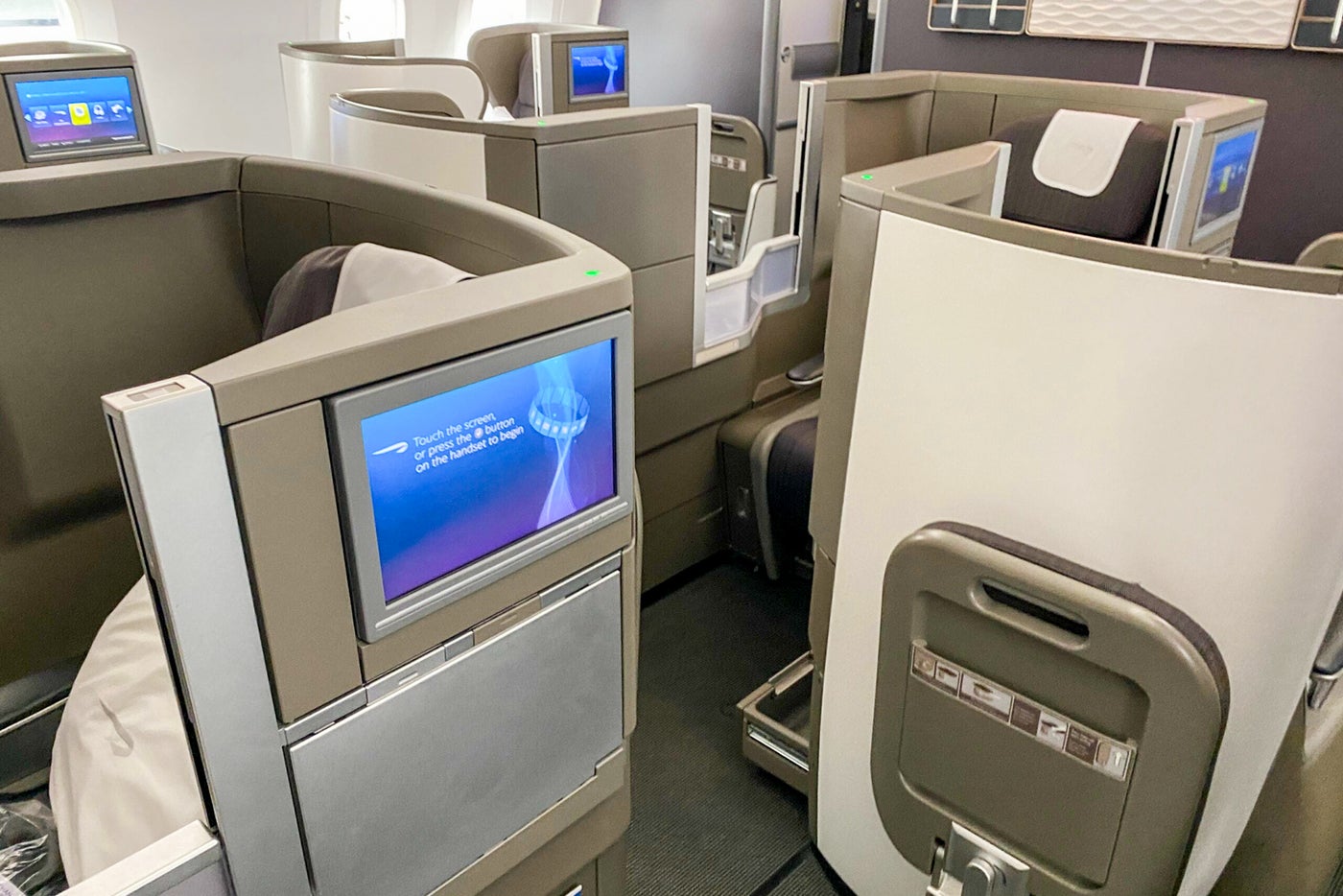 Review: British Airways Club World business class on the 787-9 from ...