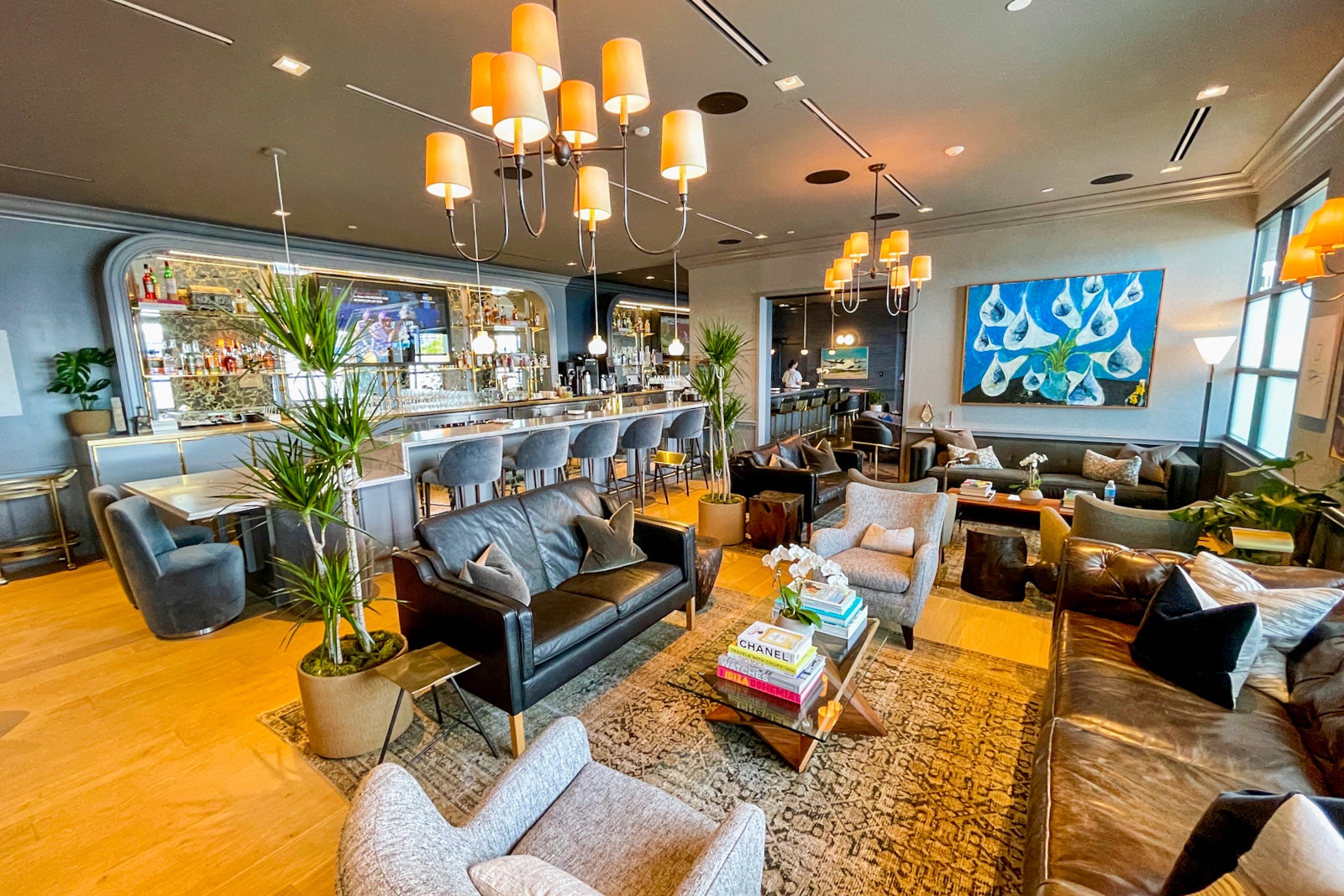 Is it worth paying $695 for PS' quasi-private 'Salon' lounge at LAX ...