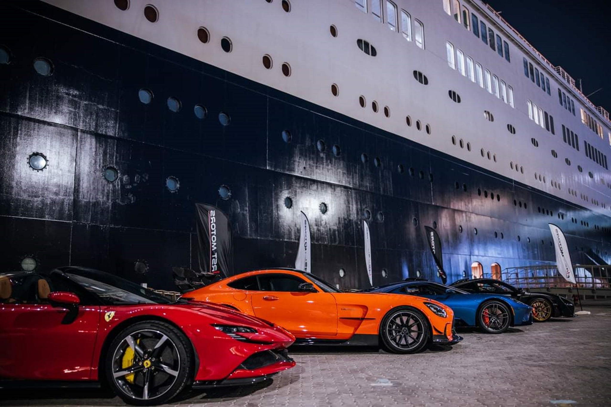 World's largest floating nightclub opens on historic QE2 cruise ship ...