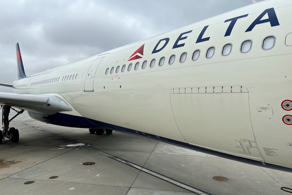 Inside Delta’s retrofitted Airbus A330 with fancy cabin upgrades - The ...
