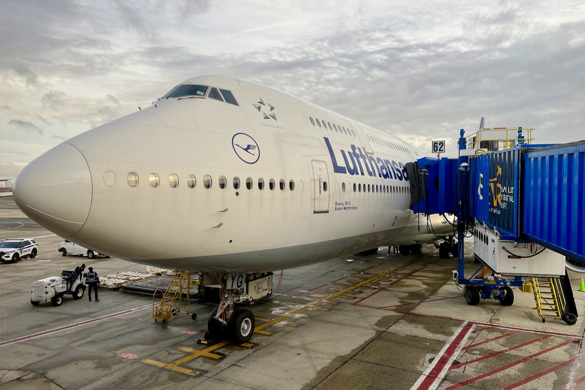 How to book Lufthansa first class with points and miles - The Points Guy
