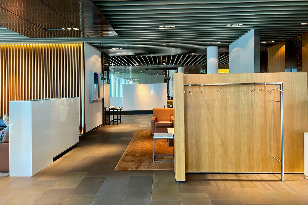 Review: Newly reopened Lufthansa First Class Terminal in Frankfurt ...