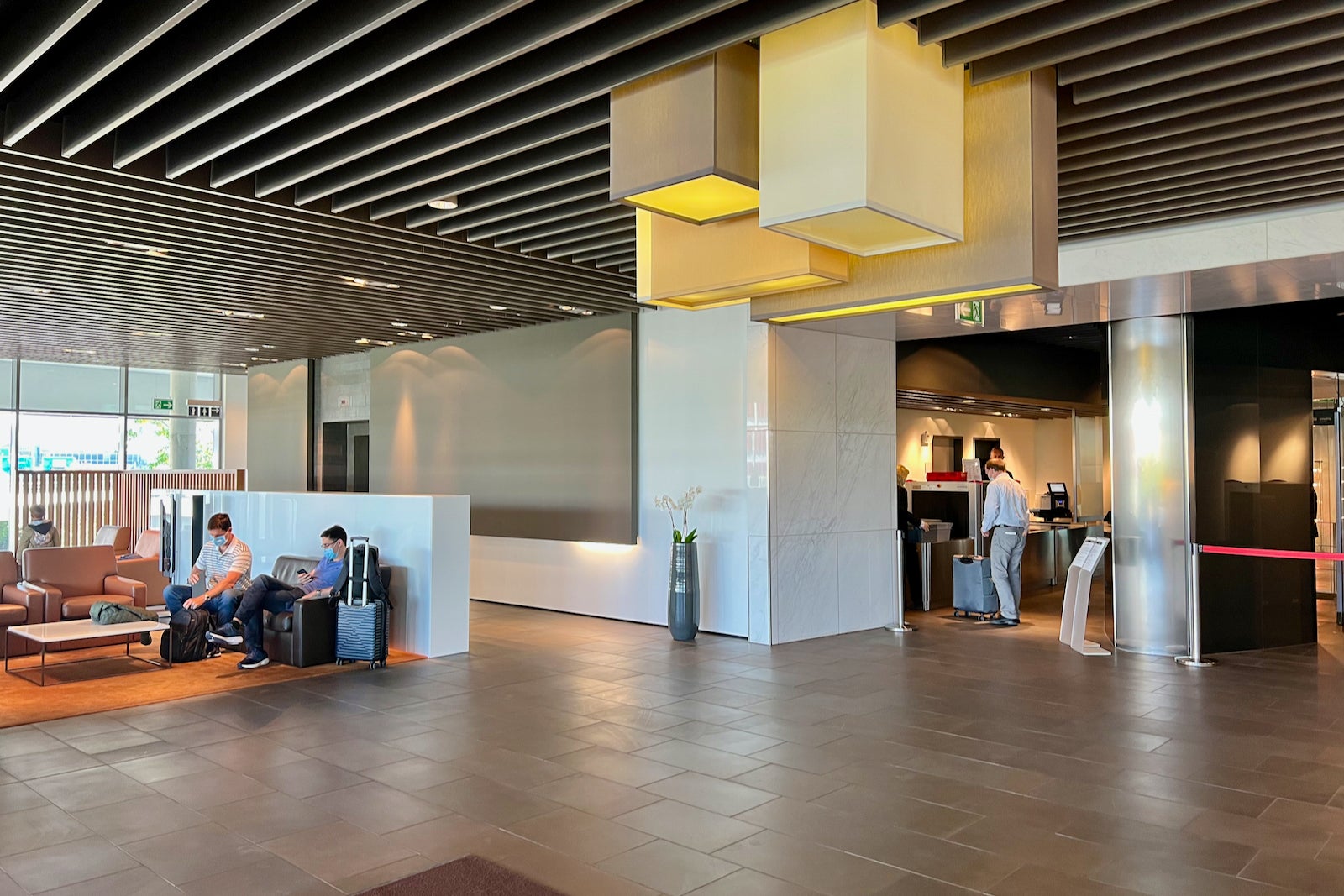 Review: Newly reopened Lufthansa First Class Terminal in Frankfurt ...
