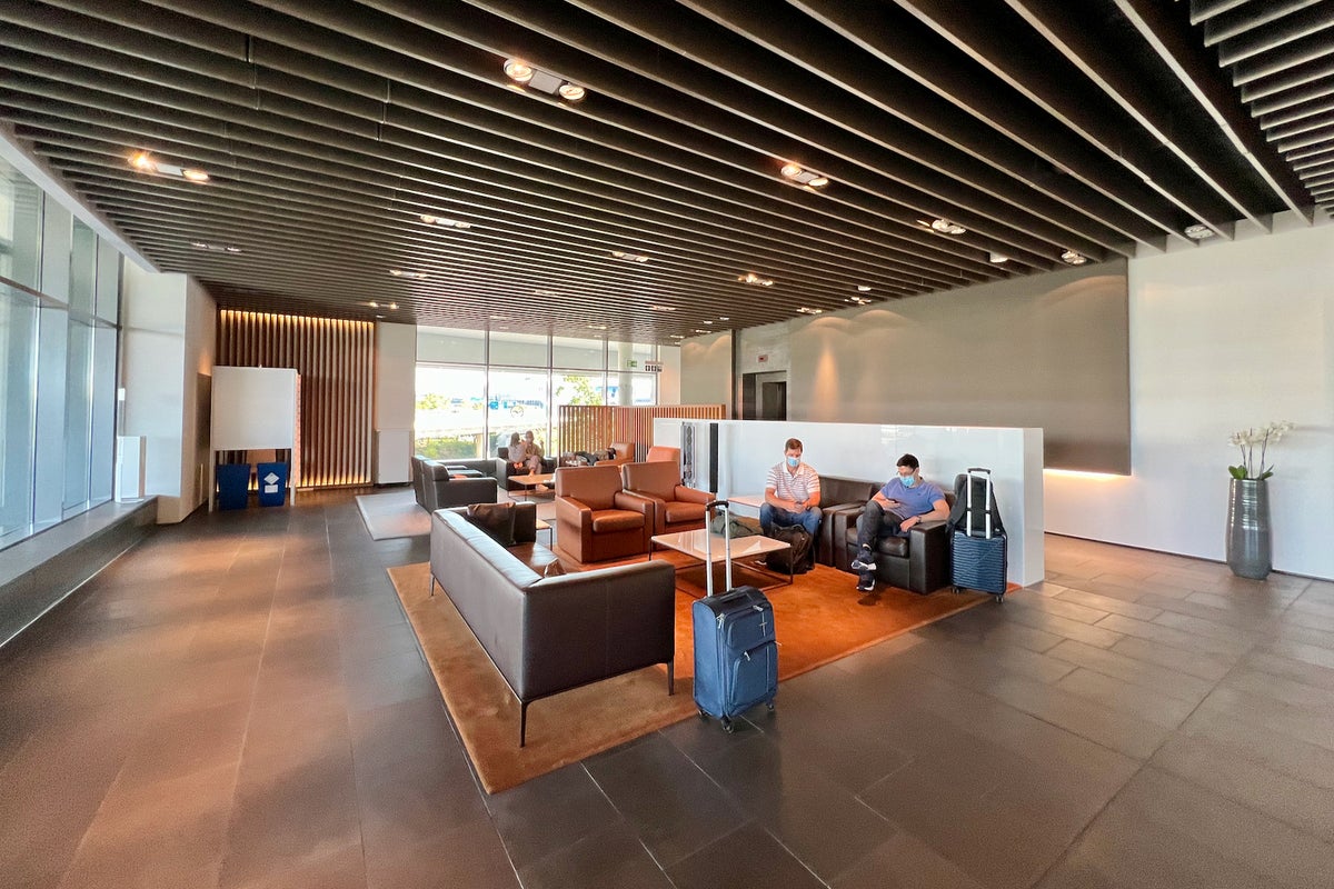 Review: Newly reopened Lufthansa First Class Terminal in Frankfurt ...