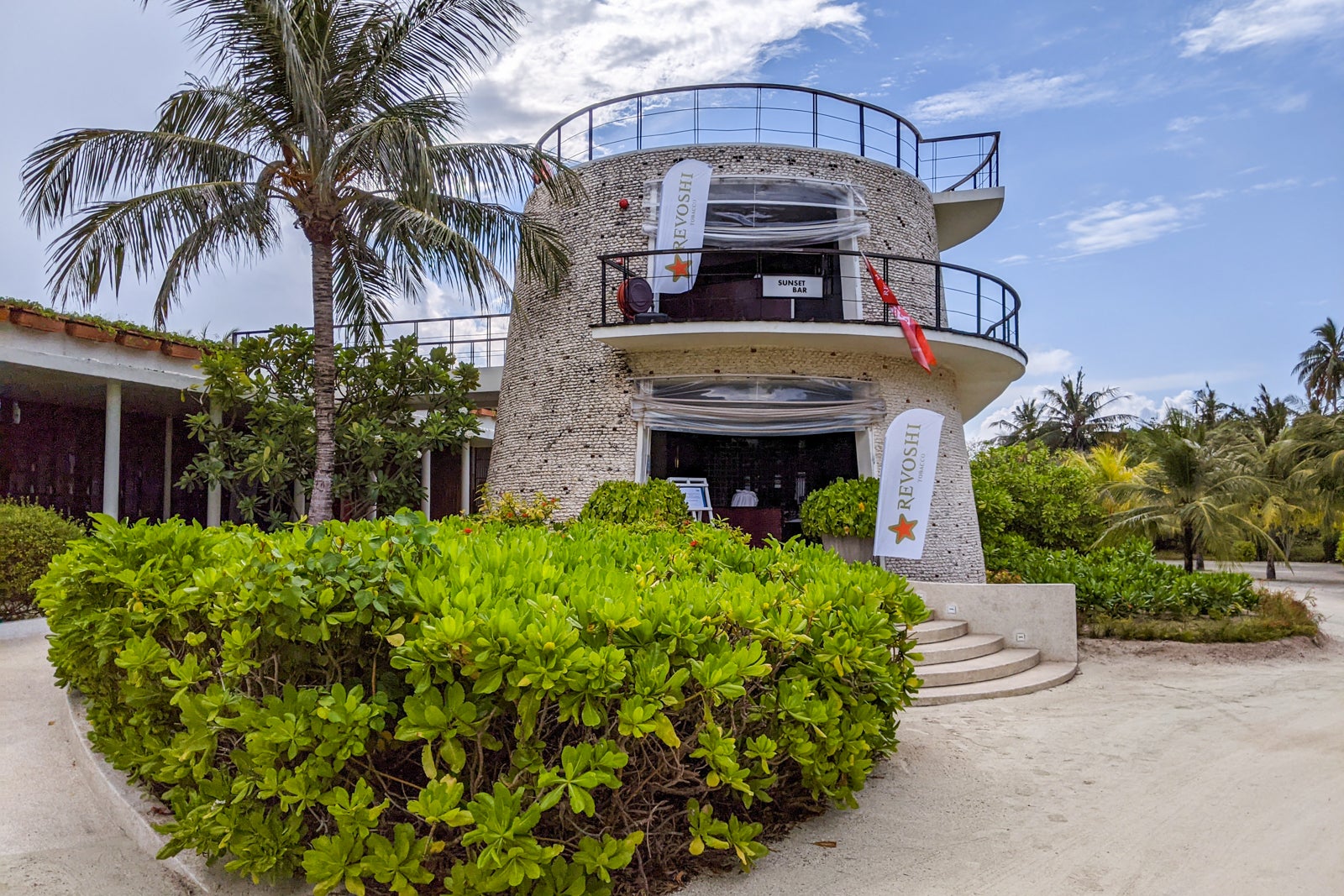 It's all about expectations: A review of IHG's Holiday Inn Resort ...