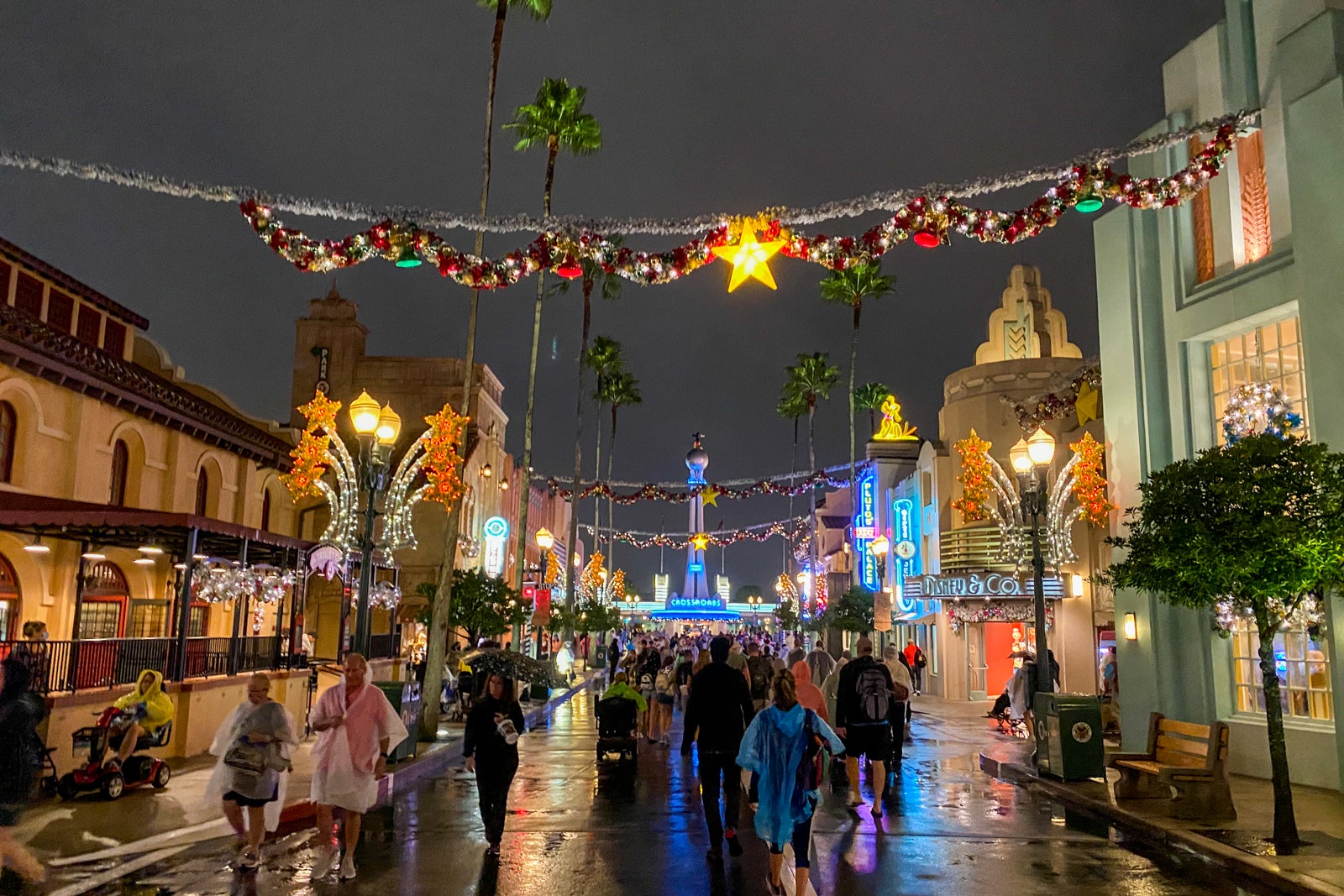 Disney World holiday tickets now on sale for Mickey's Very Merry ...