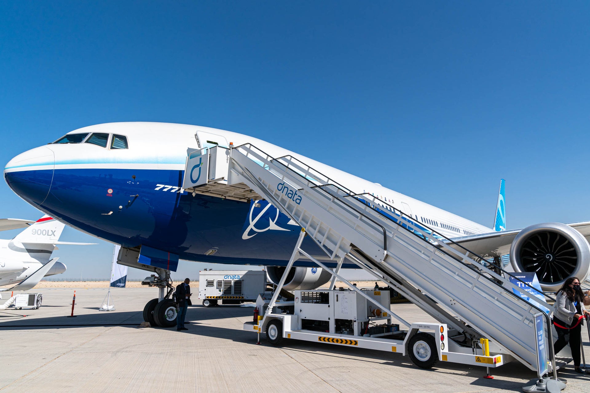 First look: Inside Boeing's first prototype 777X at Dubai Airshow - The ...