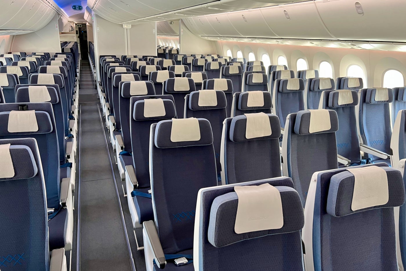 Inside El Al’s spiffy 787 Dreamliner with overhauled cabins