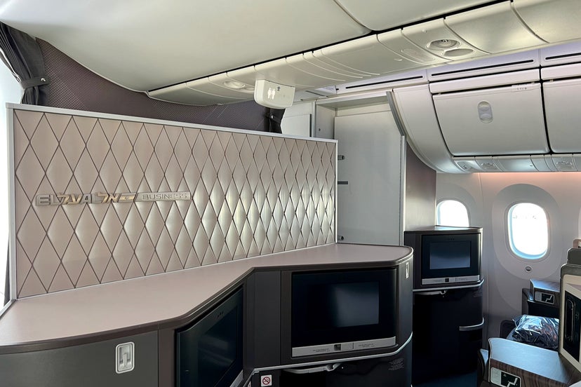 Inside El Al’s spiffy 787 Dreamliner with overhauled cabins - The ...