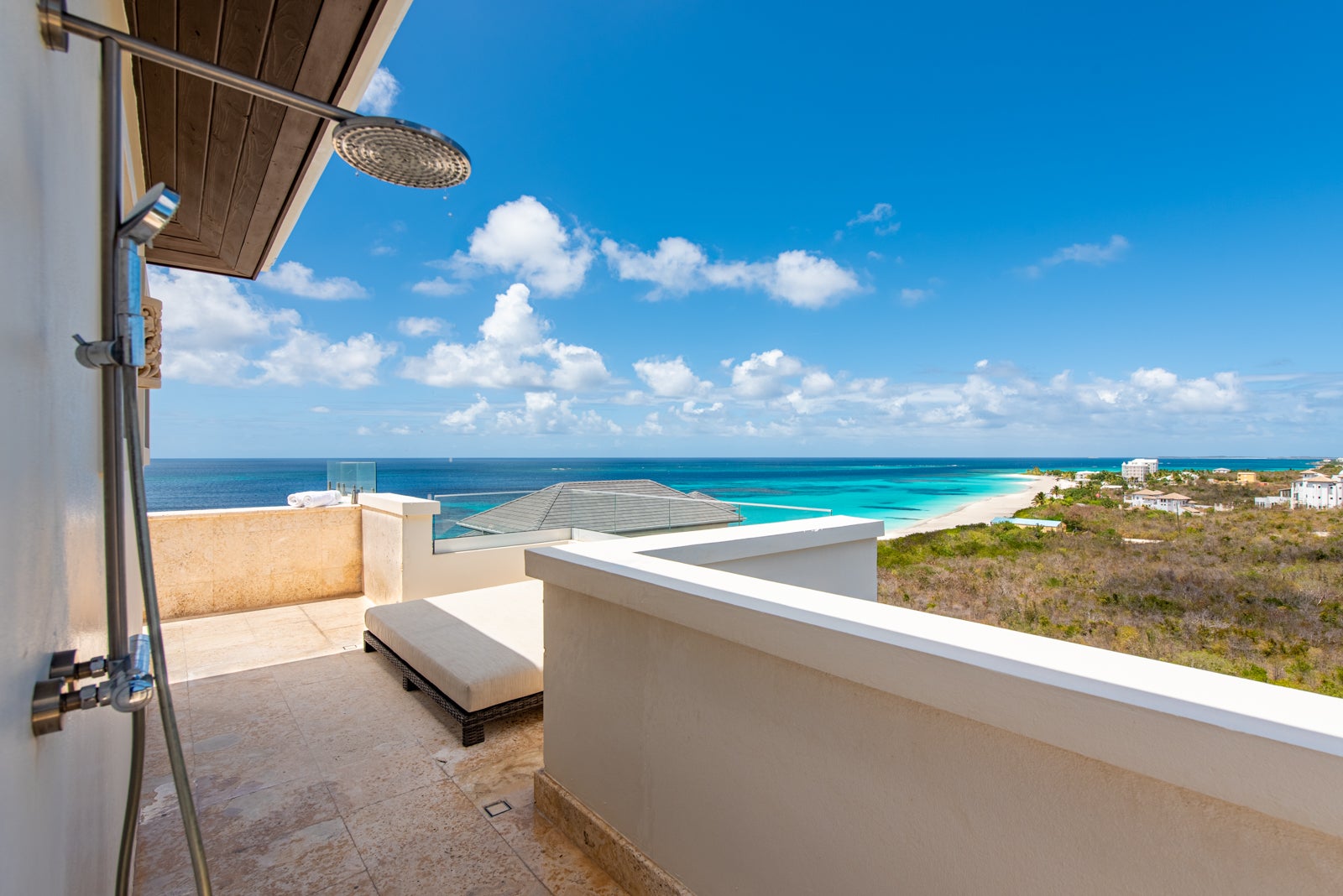 The best outdoor showers at hotels around the world - The Points Guy